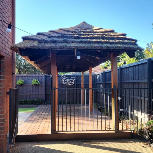 Australian Backyard Creations - Outdoor entertaining with an African Thatch