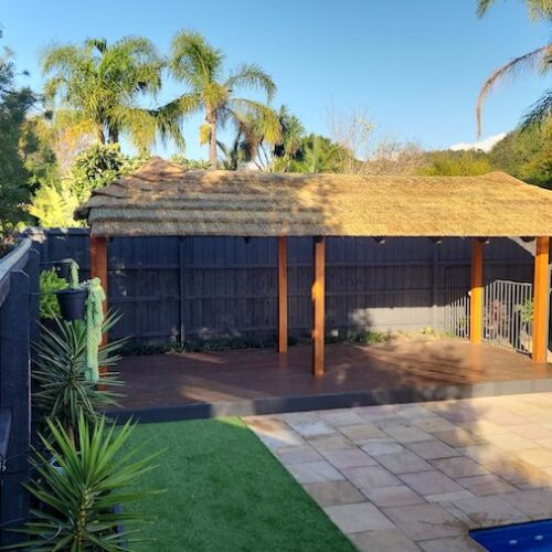 Australian Backyard Creations - Outdoor entertaining with an African Thatch